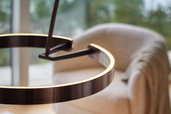 Mito largo lusso | Floor luminaire | Occhio